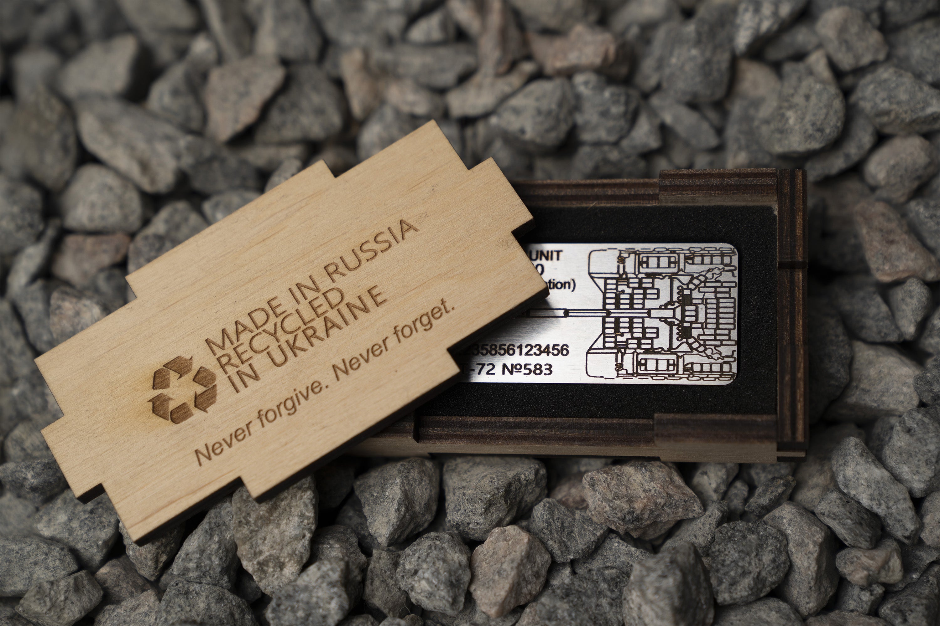 Engraved Tank Relic Keychain: Authentic Army Gift